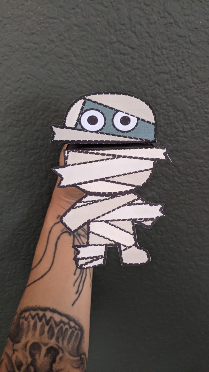 Mummy Puppet Craft for Kids: Free Printable Template Included ...